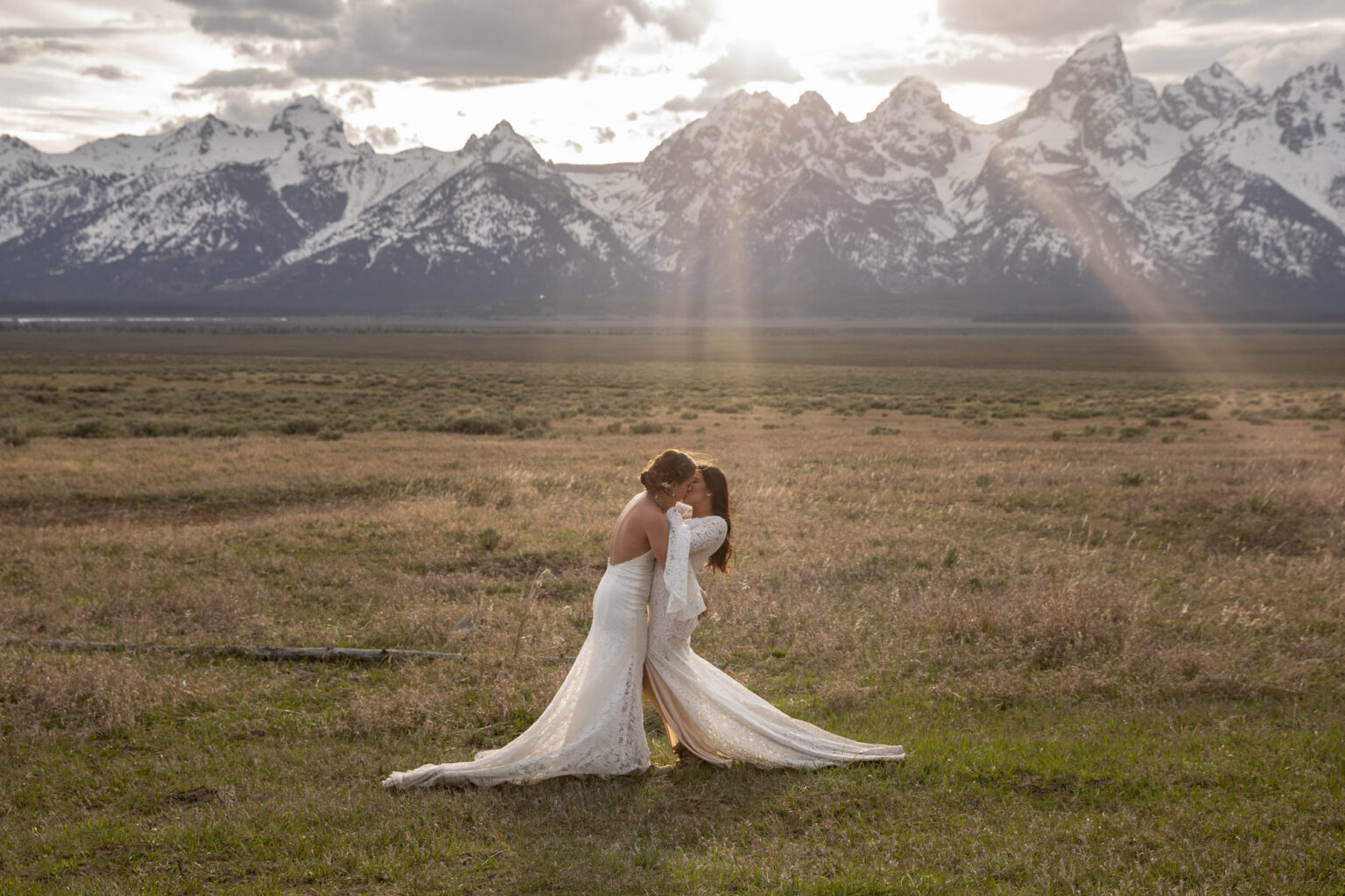 Romantic Jackson Hole Elopement At The Wedding Tree | Scenic Vows